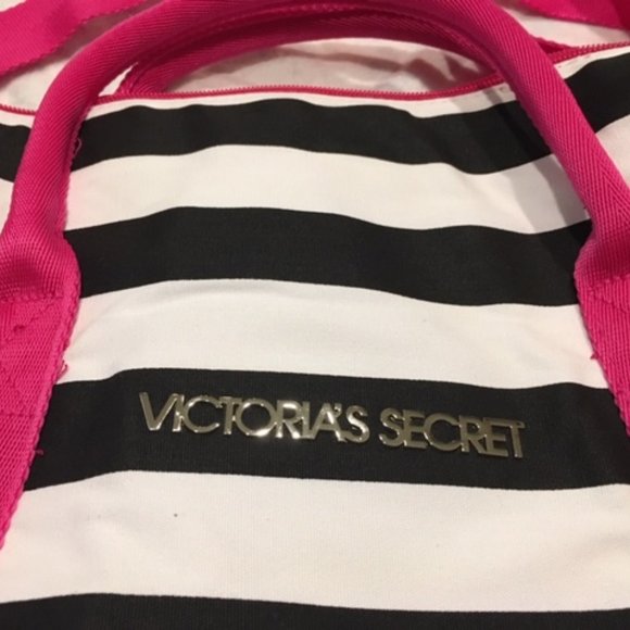 Victoria's Secret | Bags | New Victorias Secret Signature Lg Striped ...
